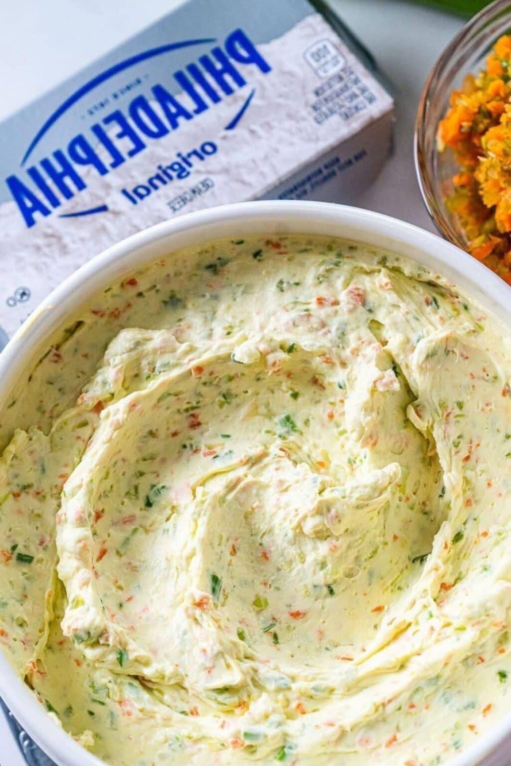 Cream cheese spread with vegetables and herbs – UNIQUE FOOD